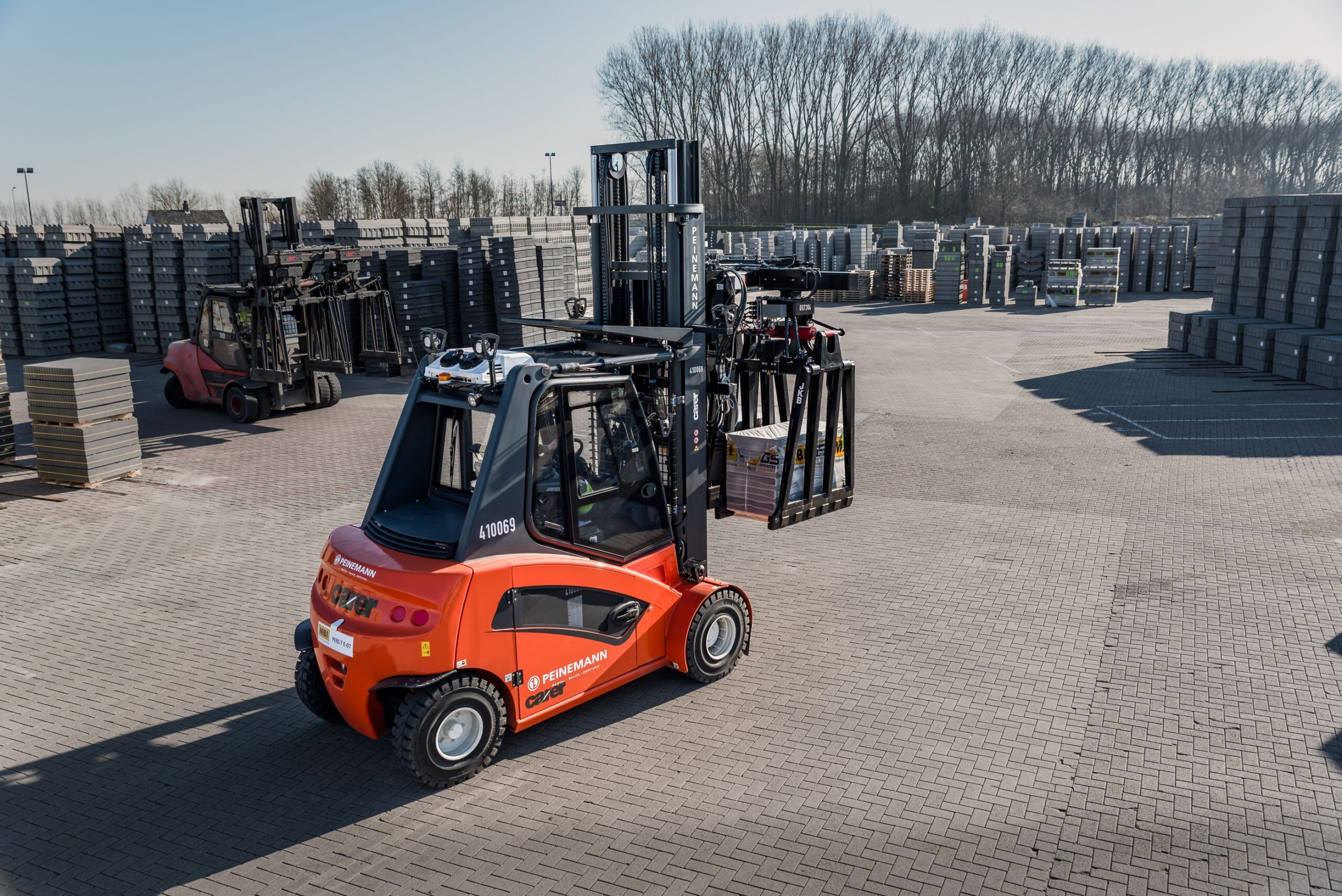 Elektrische heftrucks - Peinemann